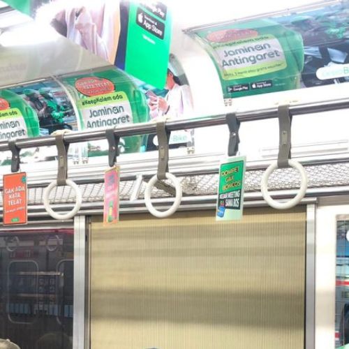 Branding Iklan di Kereta Api - Semesta Advertising